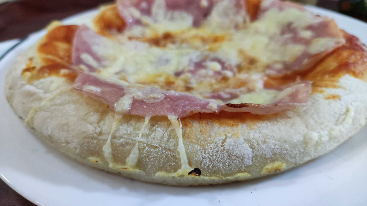 Isprobali smo pizze iz menze, evo koja je naš favorit! - Studentski.hr